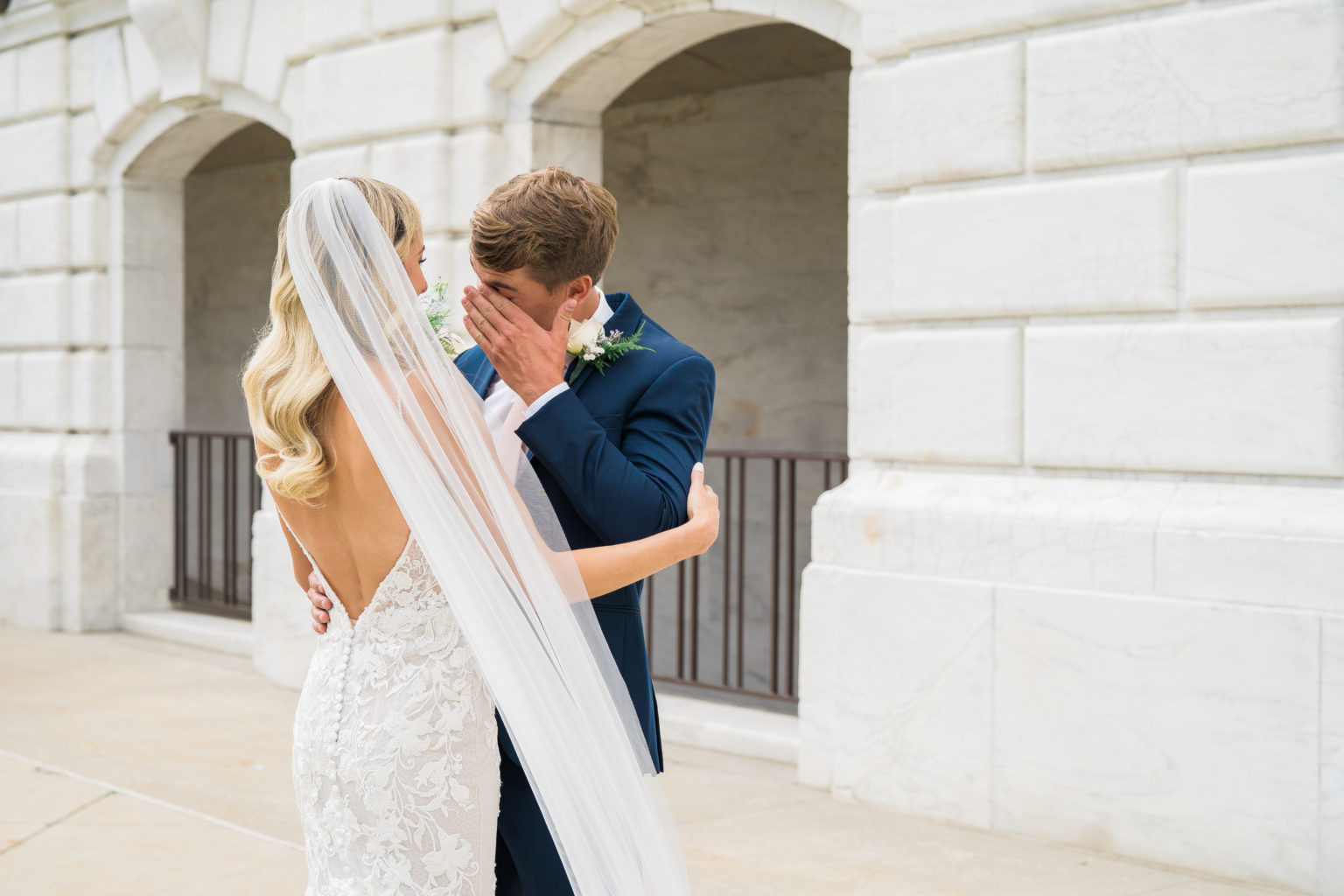 Downtown Detroit Wedding Day // Lauren & Joe - Johnson Photography, LLC ...